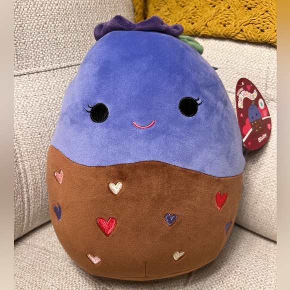 Squishmallows | Toys | Bluby Squishmallow Chocolate Dipped Blueberry ...